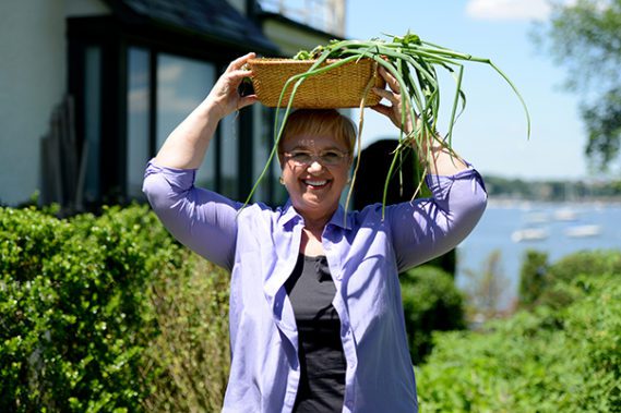 Lidia. She’s Back! | Hollywood On The Potomac